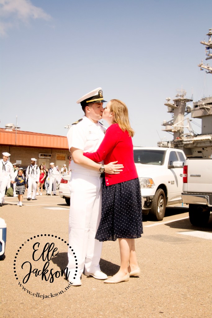 Welcome Home Hoch! – Elle Jackson